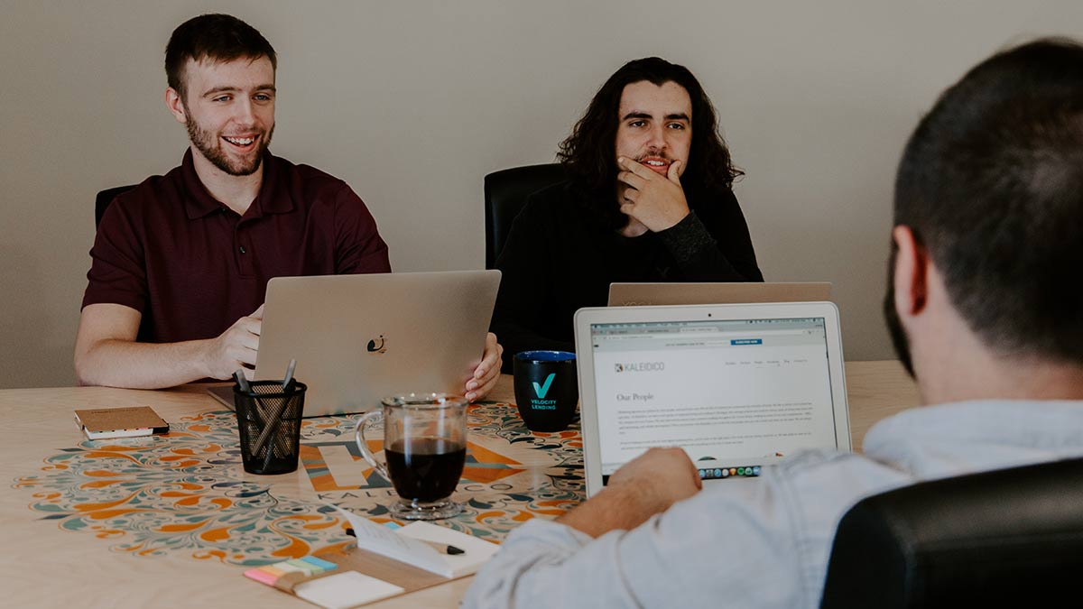 5 Ways to Improve Software Dev Team Communications - Codemotion